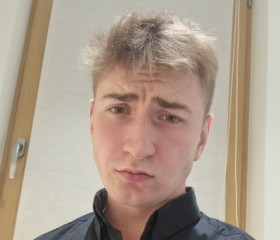Karol, 24 года, Żory