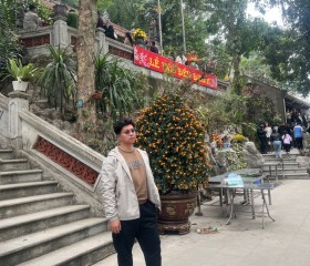 St, 28 лет, Kon Tum