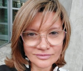 Лариса, 48 лет, Санкт-Петербург