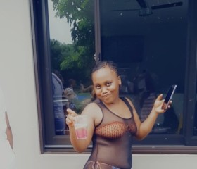 Sanelly, 23 года, ITheku