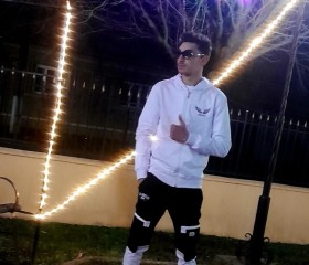 Alex, 19 лет, București