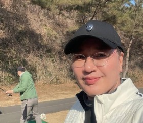 Young, 52 года, 北京市