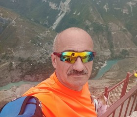 Горец, 63 года, Юрга